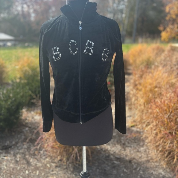 BCBG | Jackets & Coats | Vintage Bcbg Max Azria Velour Zip Up Jacket ...